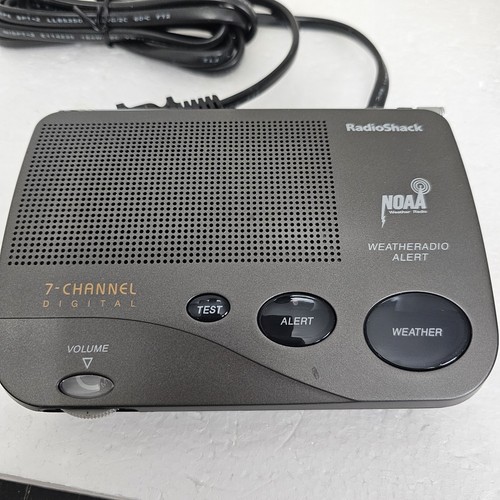 Radio Shack 12-247B 7-Channel Digital NOAA Weather Alert Radio ...