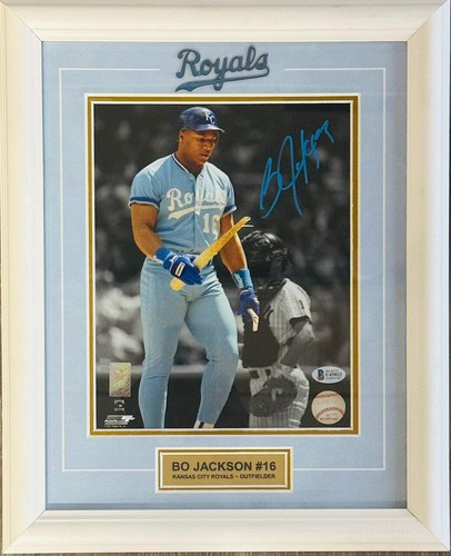 Bo Jackson Autographed 8x10 Royals Framed Photo (Beckett) | eBay