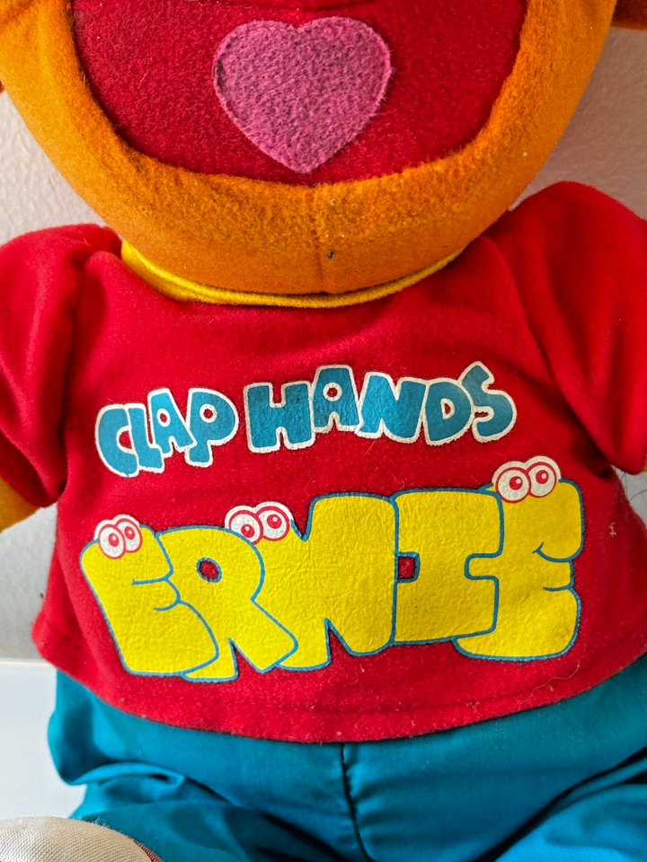 Vintage 1990s Sesame Street Tyco Ernie Clap Hands Talking Muppets Jim ...