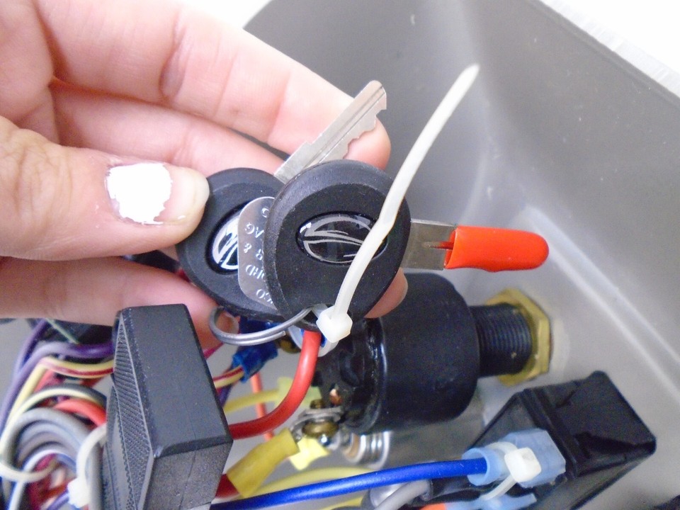 CROWNLINE 180 BOWRIDER DASH PANEL AD-331-038L 25 1/8" W X 15 7/8" H ...