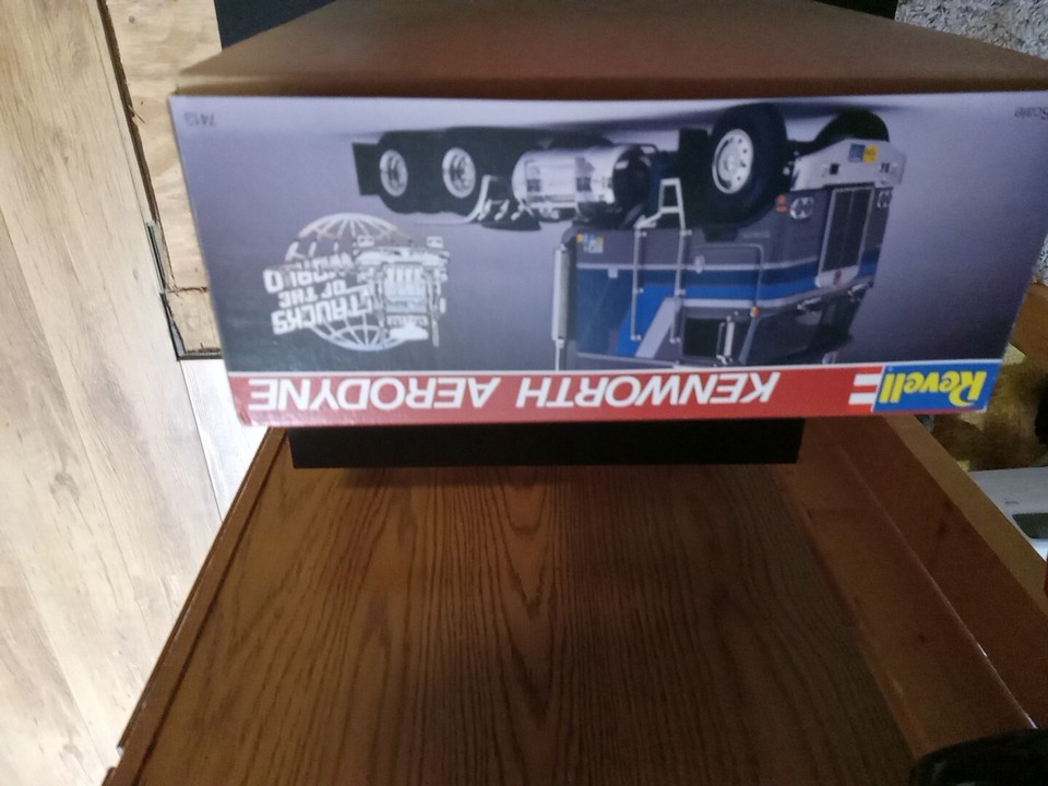 revell kenworth aerodyne trucks of the world truck model kit open box ...