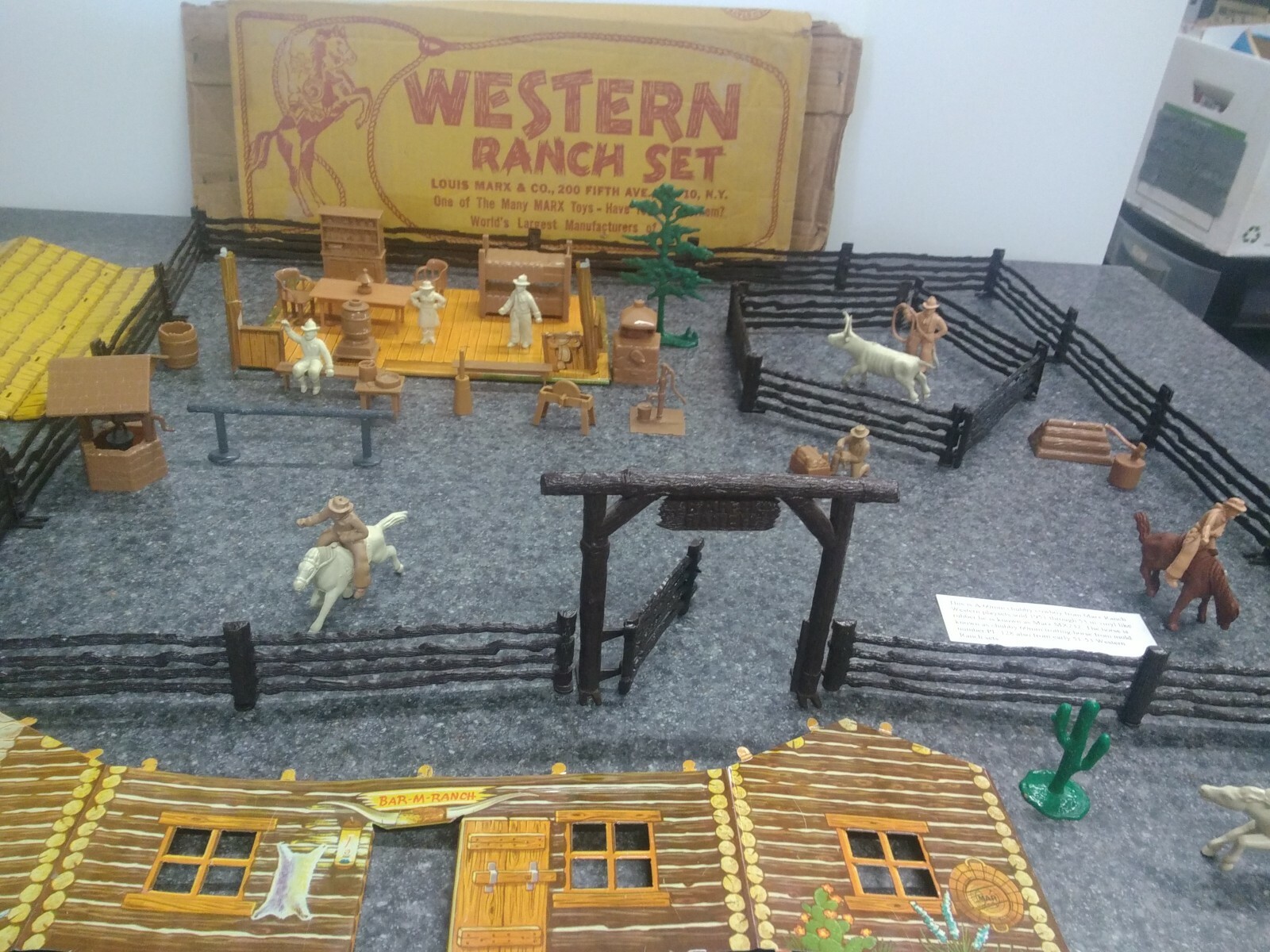 very nice Marx Western Ranch Set with Box early 1950s think it's ...