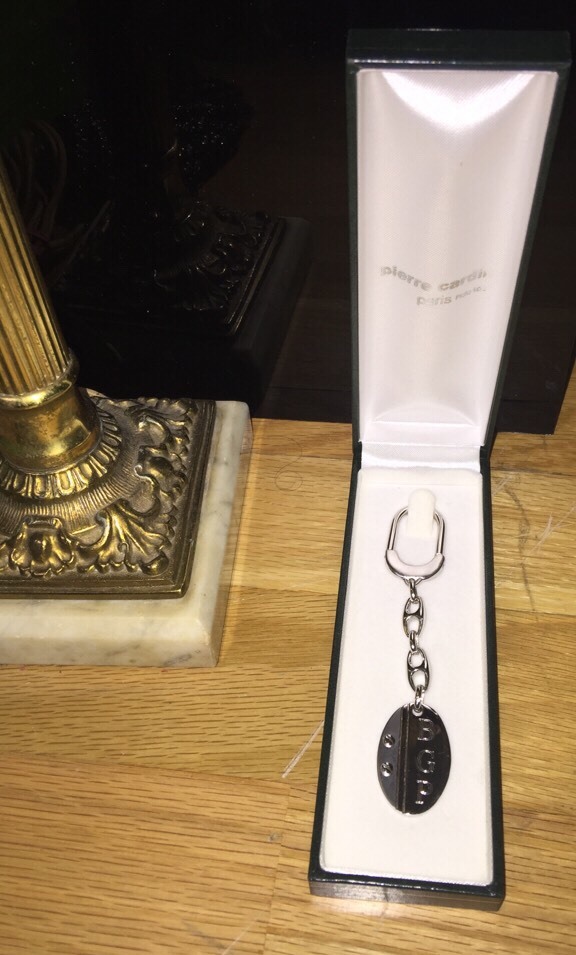 VINTAGE Pierre Cardin Silver -Tone "P" Logo Keychain … - Gem