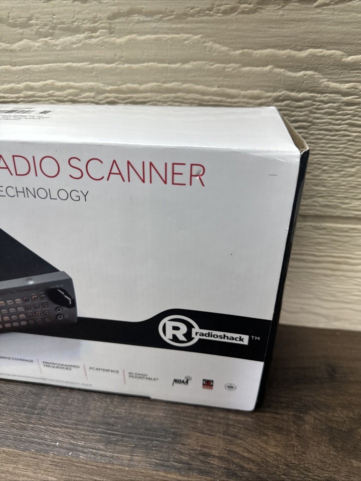 Radio Shack Pro 652 Scanner 1800 CH Digital Analog Trunking Mobile ...