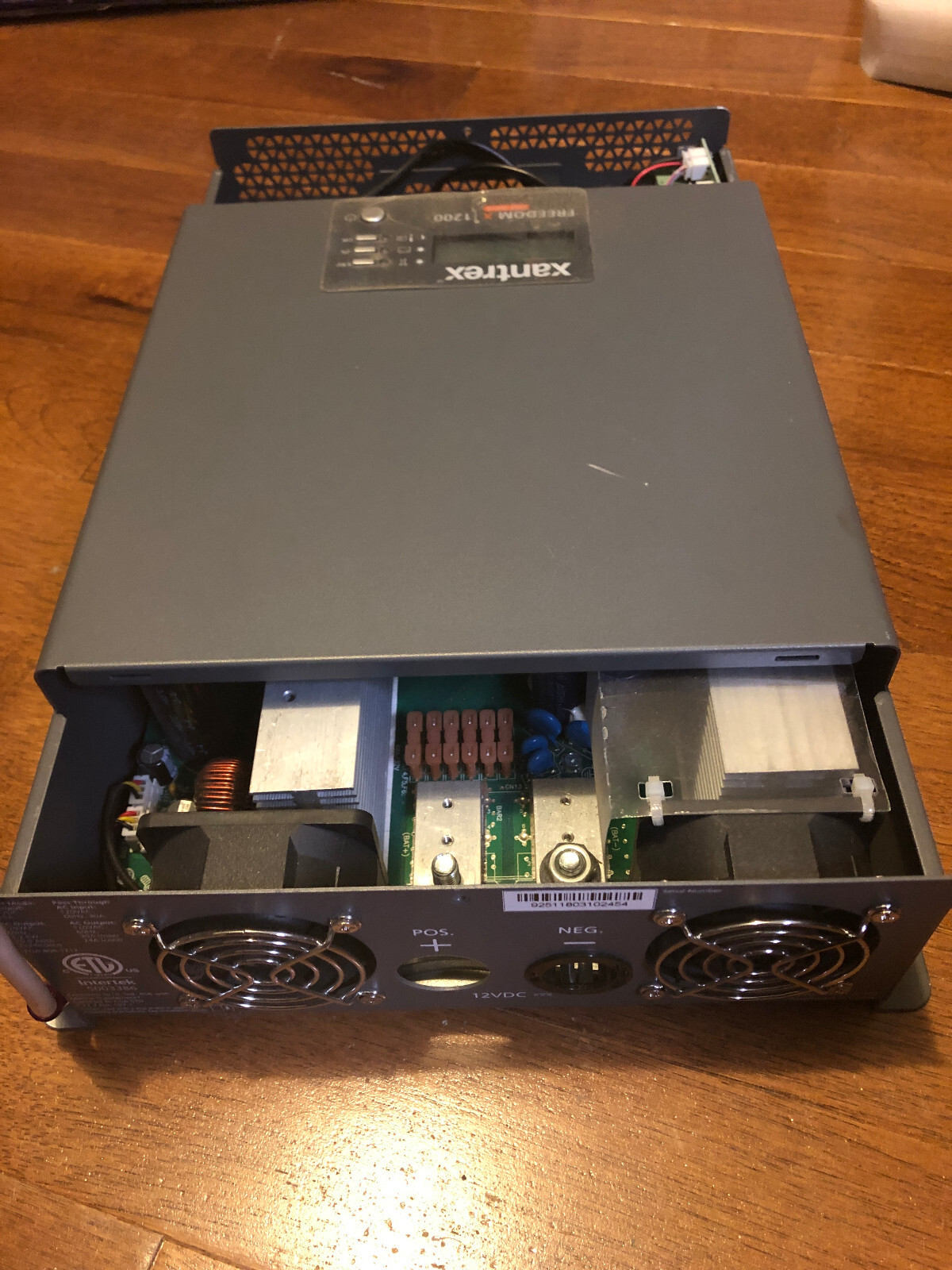 Xantrex Freedom X 1200 Inverter Truesine 1000W 120AC 12VDC Hardwire | eBay