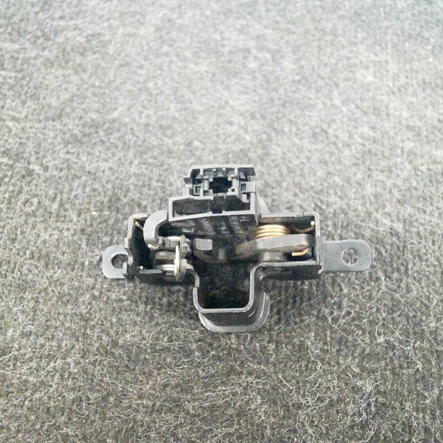 Mercedes-Benz s Class W221 Motorhaubensicherung A2218210051 2009 online ...