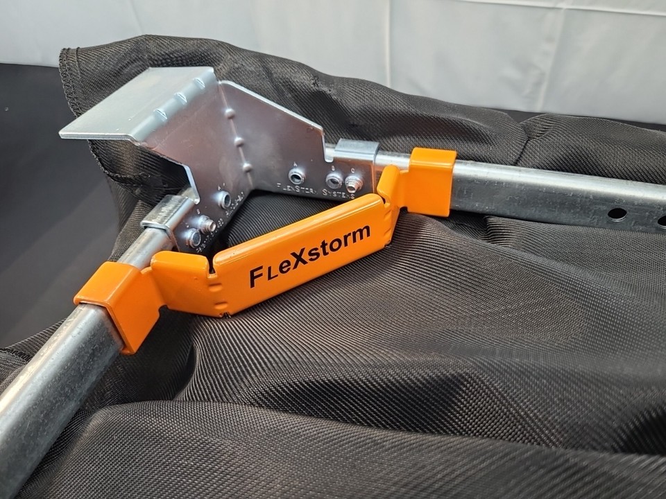 FleXstorm Catch-It Lite Perm Inlet Storm Water Runoff Control w/Curb ...