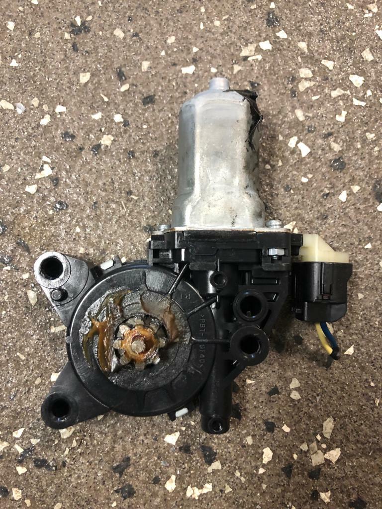 2006 - 2012 Kia Sedona Front Left Driver SIDE Door Window Motor OEM A ...