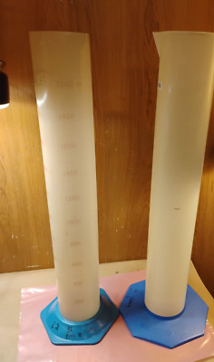 (2) 2000ml Plastic 2000mL graduated cylinder w/ pour spout Kimble ...