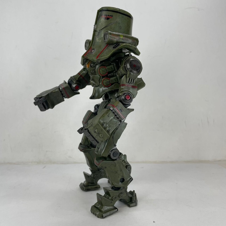 Cherno Alpha Jaeger 7" Movable Action Figure w/LED Toy Statue Pacific ...