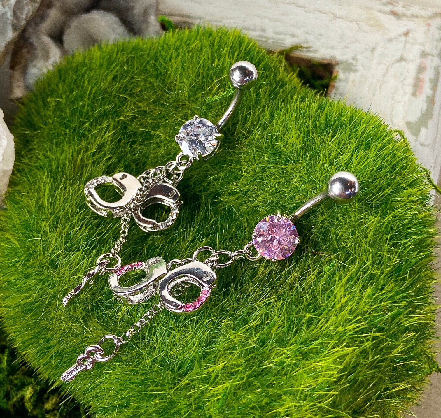 1pc CZ Gem Handcuffs & Key Belly Ring Navel Piercing Pierced Naval Body ...