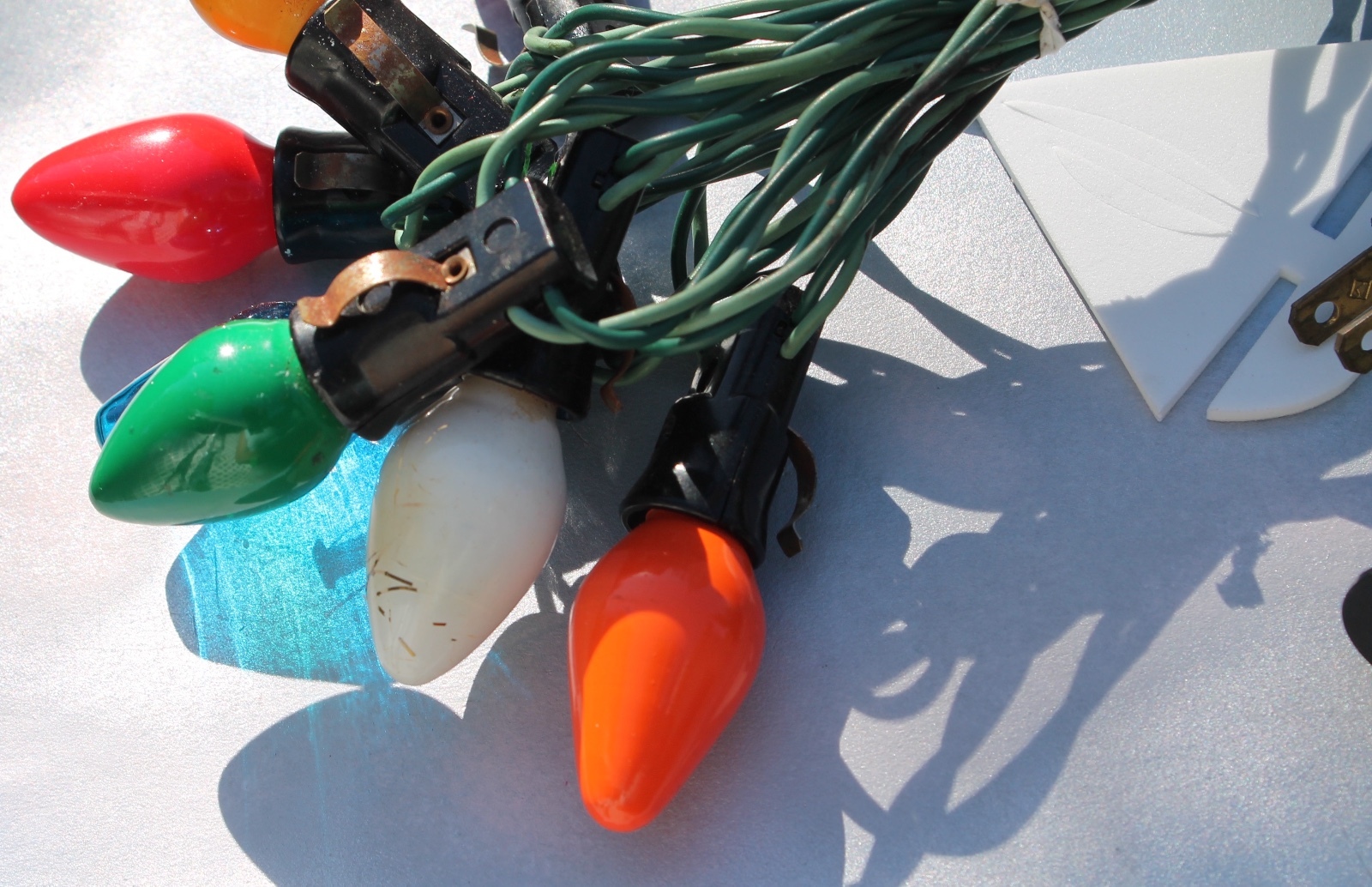 Vintage Christmas Light Strand, Tree Clips, 7 Working Bulbs. FREE SHIP ...