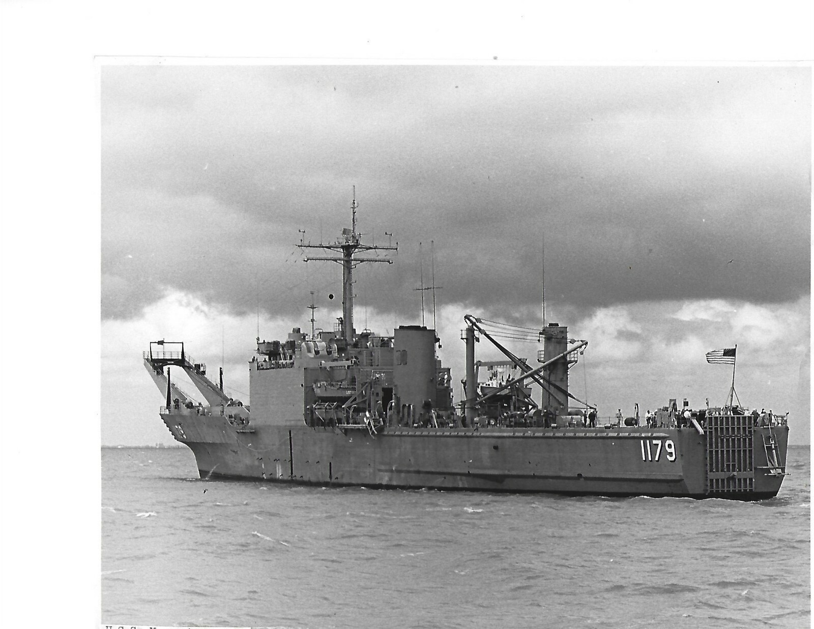 ORIGINAL PHOTO USS NEWPORT LST-1179 | eBay