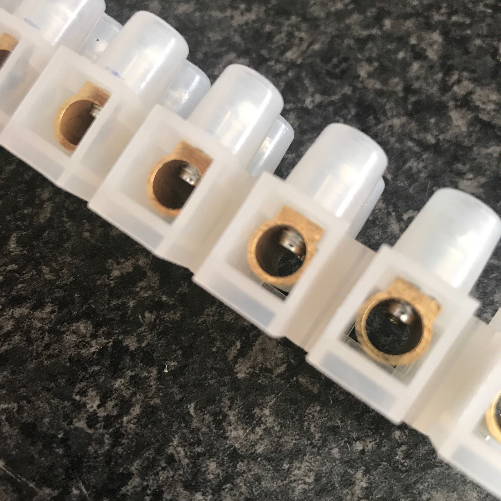 CLEAR 12 Way Electrical Wire Connector Choc Terminal Block Strip 3 60 ...