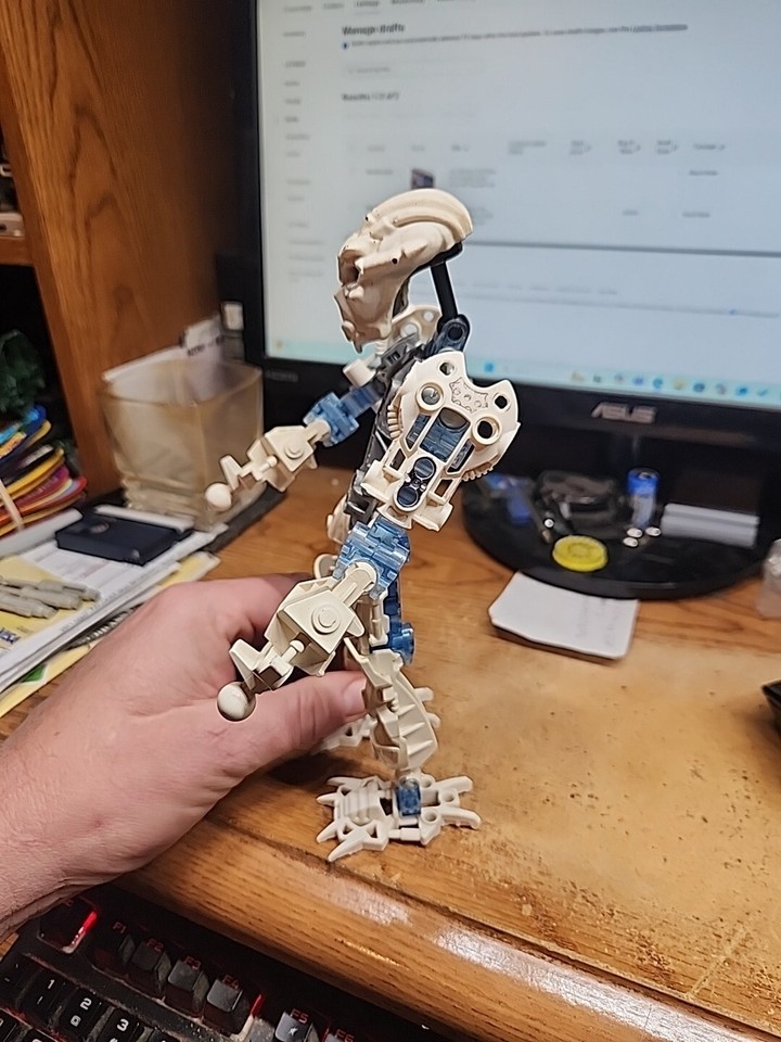 LEGO Bionicle Toa Inika Toa Matoro 8732 Not Complete, No Weapons | eBay