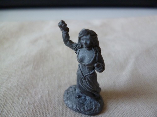 Grenadier Enchantress & Thief Miniatures Lead 1977 Wizzards Warriors 25 ...