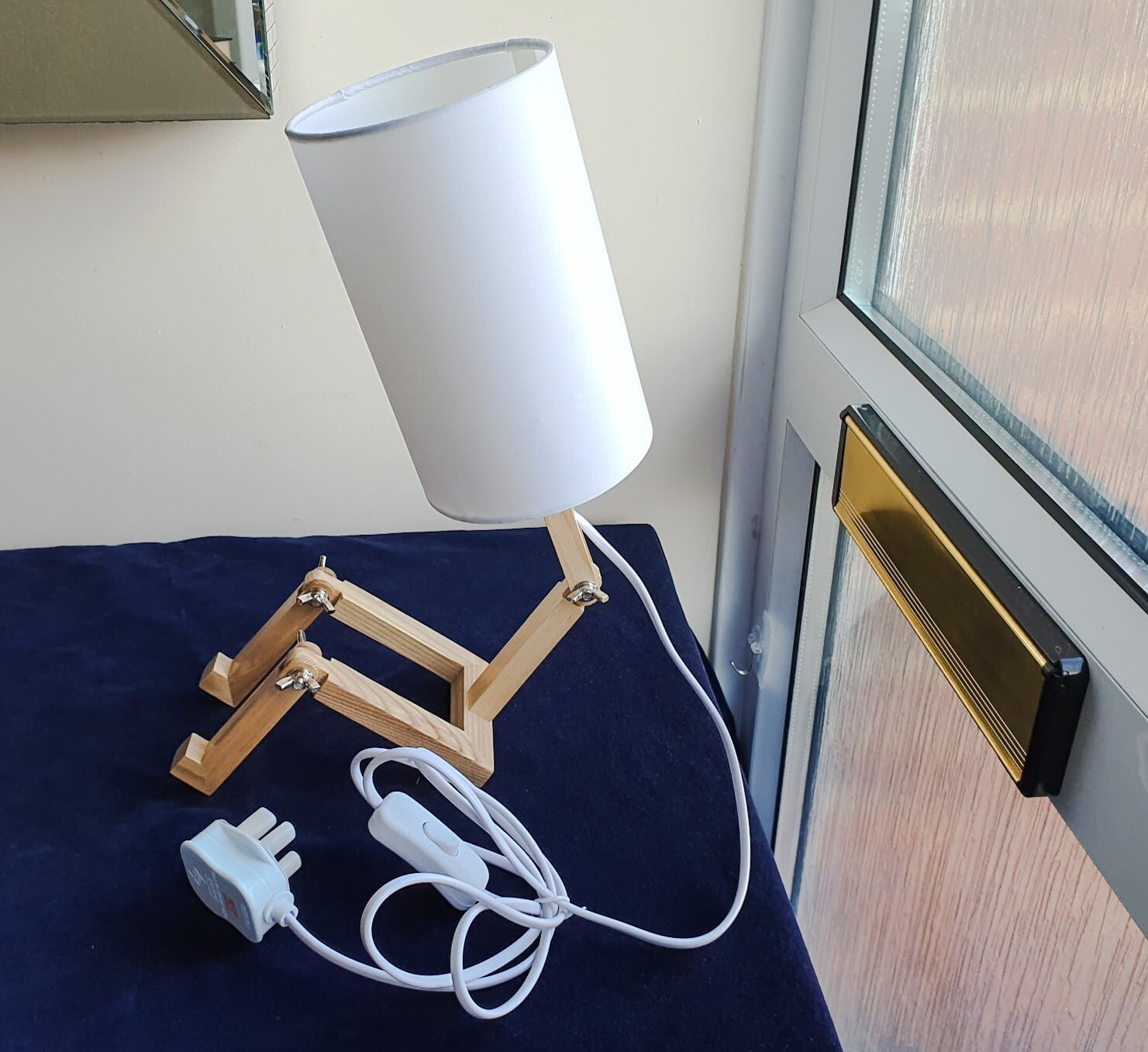 Robbi Adjustable Wooden Lamp Bookstand | eBay UK