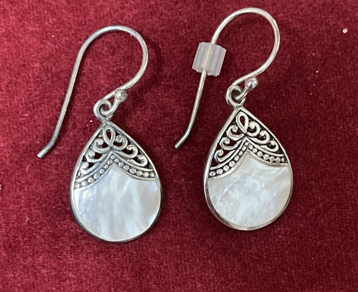 Infinity 925 Sterling Silver and Mother Of Pearl Fili… - Gem