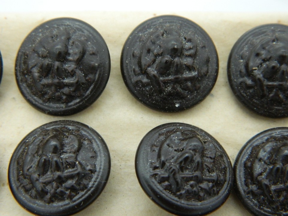 Vintage Uniform Buttons 22 US Marine Corp service buttons on card S5/8 ...