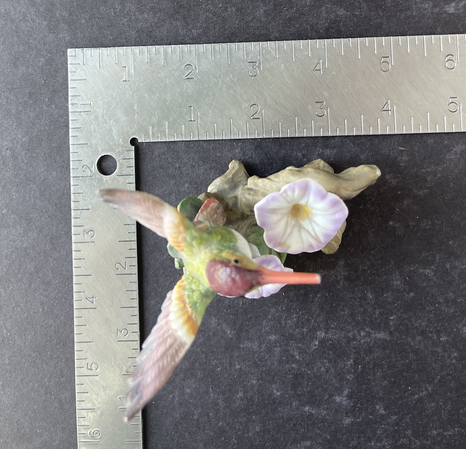 Porcelain Hummingbird With Flowers And Branches 3.5” ***SEE DESCRIPTION ...
