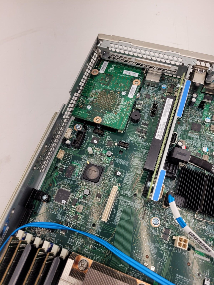 Intel S2600WT 1U 4-Bay LFF Workstation Server 2X E5-2699v4 256Gb RAM ...