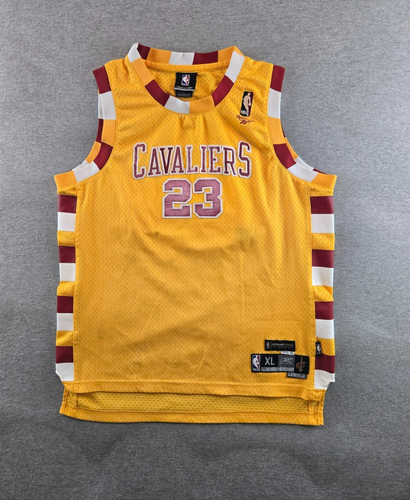 Reebok LeBron James Cavaliers 1975-76 Hardwood Classics Jersey Youth XL ...
