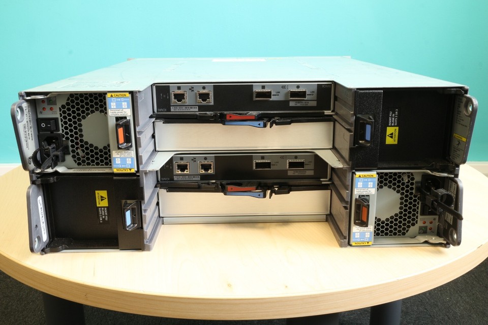 Netapp DS4246 24 LFF Bay Disk Array 2x IOM6 Controllers 2x PSUs No Ears ...