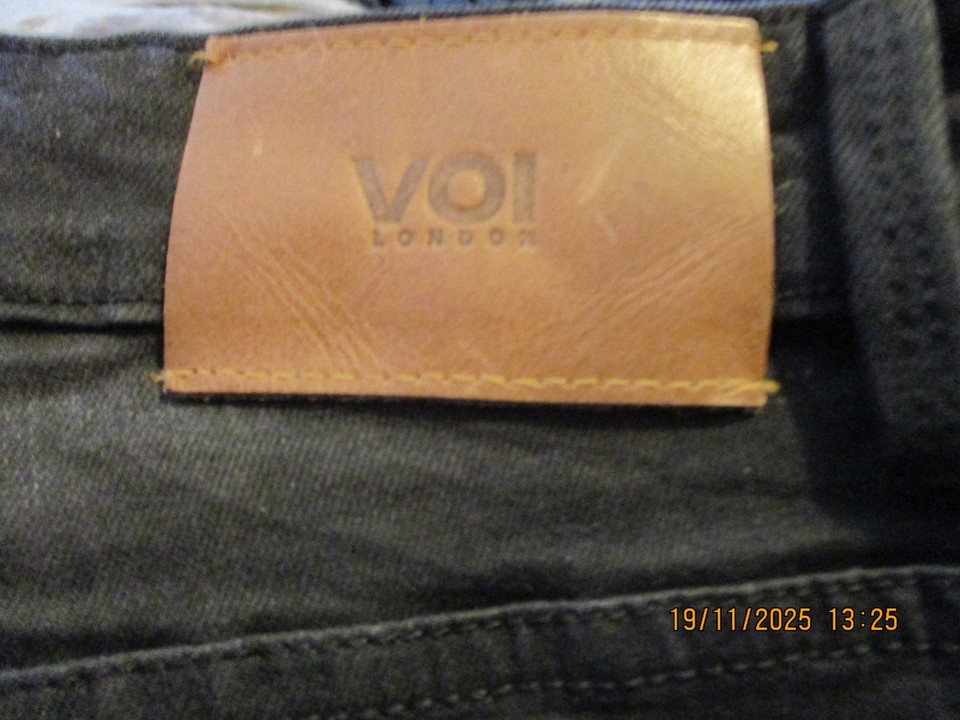 VOI JEANS MEN'S BLACK STRETCH SKINNY JEANS SIZE 32 WAIST 32 IN LEG 31 ...