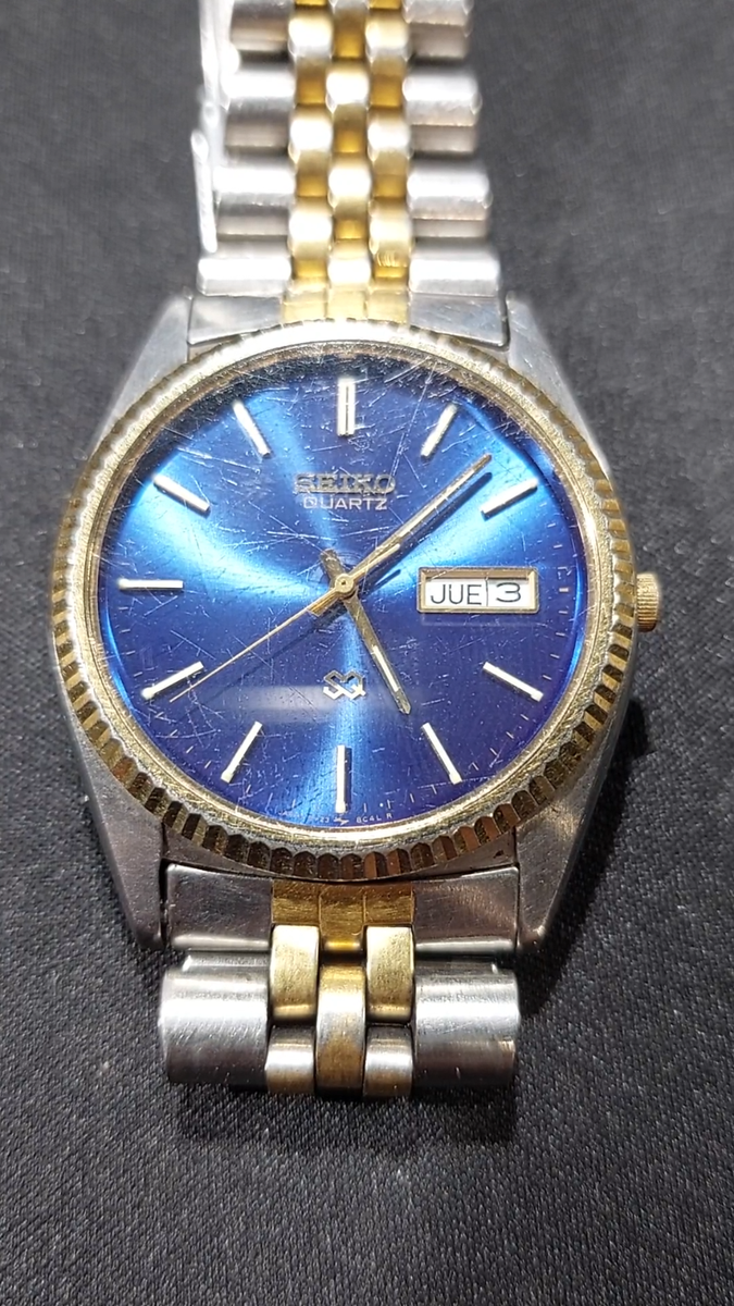 VTG Seiko 5Y23-8A69 - Two Tone Blue Face - SQ Quartz VTG Seiko 5Y23-8A69 - Two Tone Blue Face - SQ Quartz