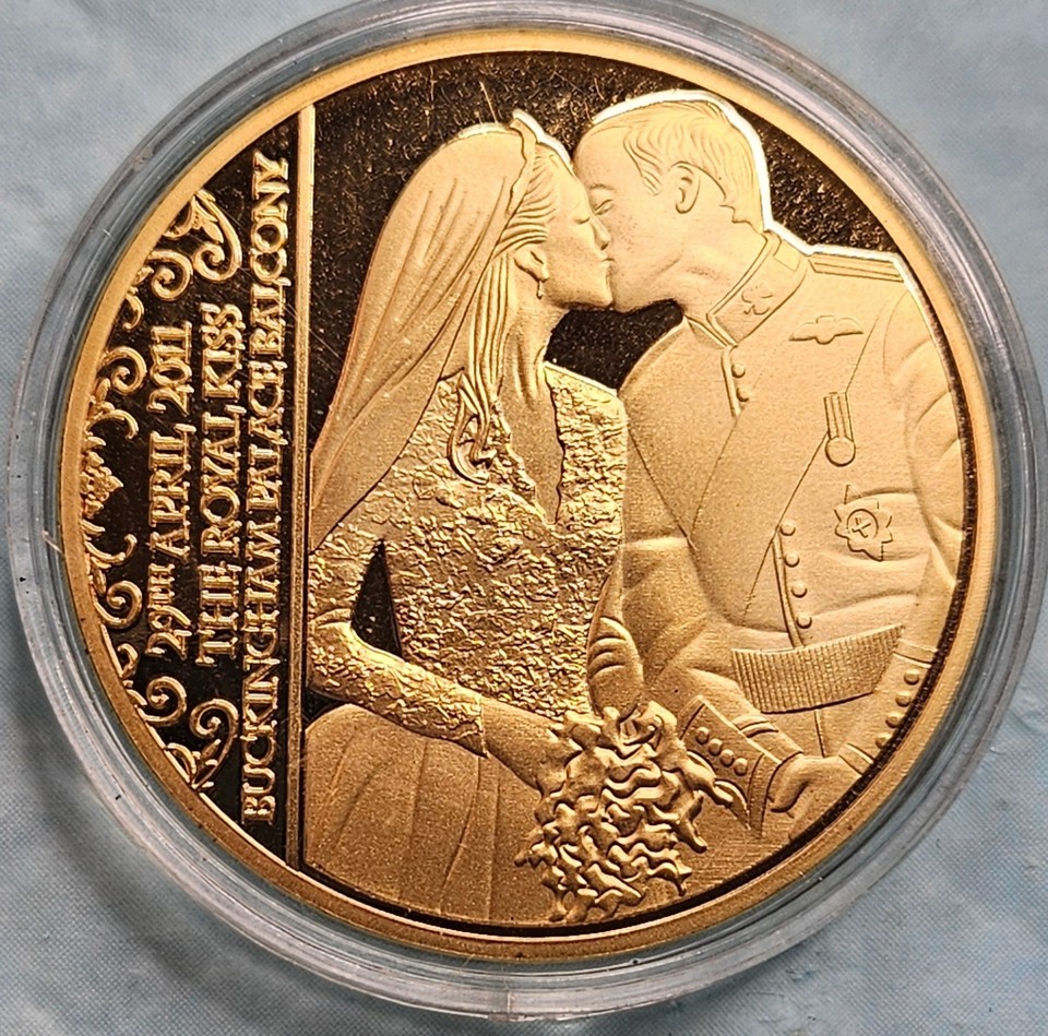 24k Gold Plated "The Royal Wedding" Commemorative Coin Featuring "The ...