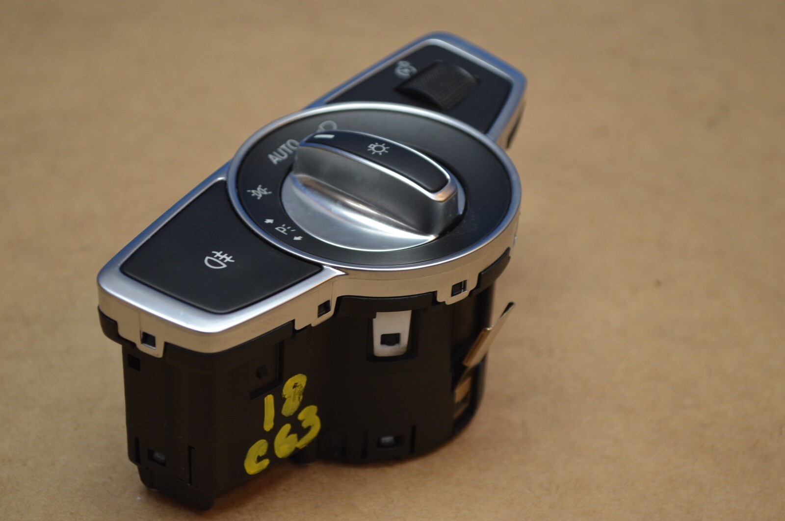 2018 W205 MERCEDES BENZ C63 AMG HEADLIGHT LAMP SWITCH PANEL 2059051810 ...