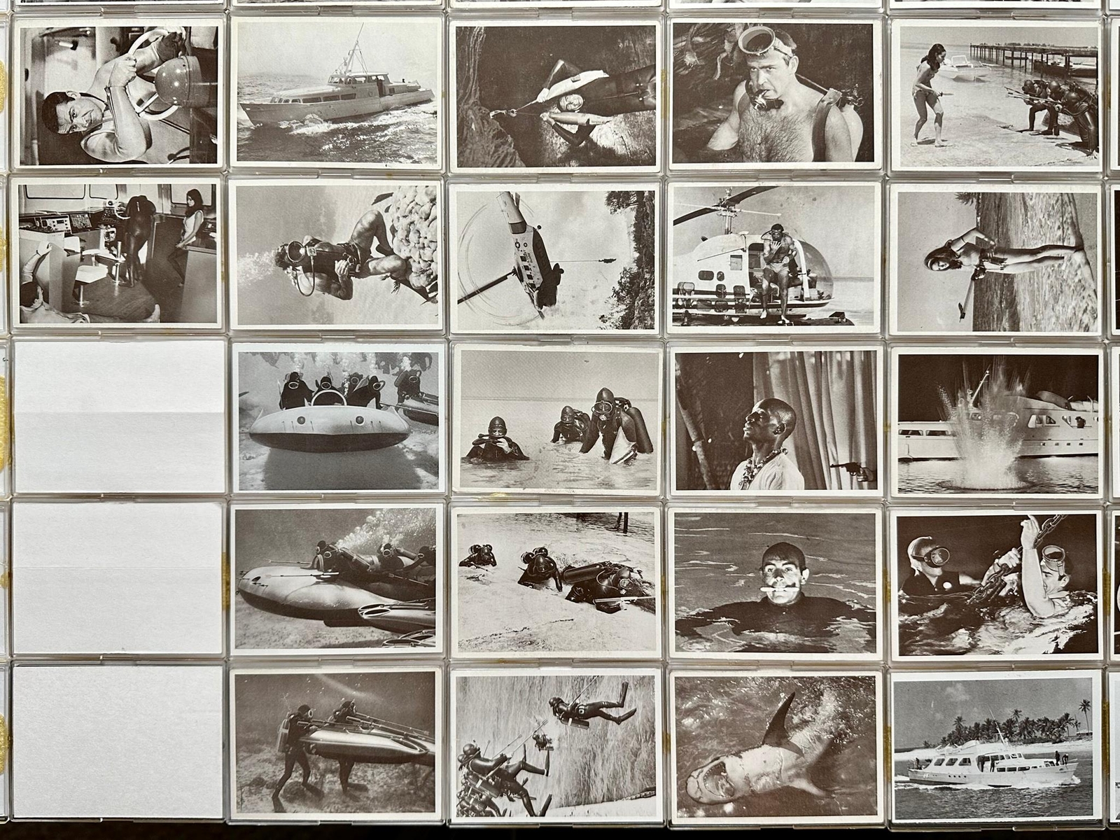 James Bond Thunderball 1966 Vintage Trading Card Set 66 Cards | eBay