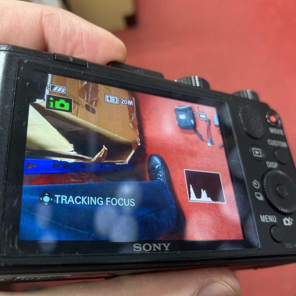 Sony Digital Camera Cybershot DSC-HX50 20.4MP 30X Optical Zoom *Free ...