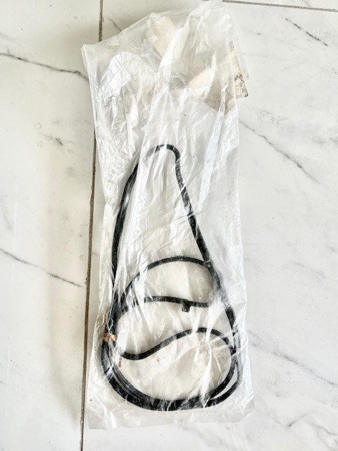 11213-37020 New OEM Genuine Toyota Rocker Gasket, Cylinder Head Cover ...