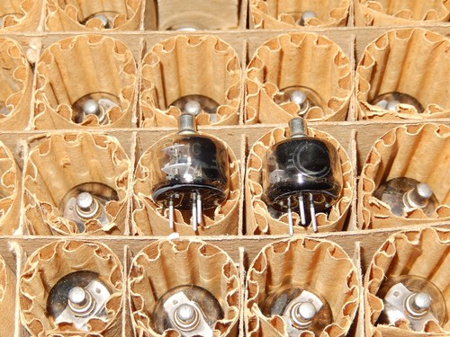 2D1S / SA100 / EA960 / EA961 Svetlana Measuring Diode Lot of 5 pcs ...