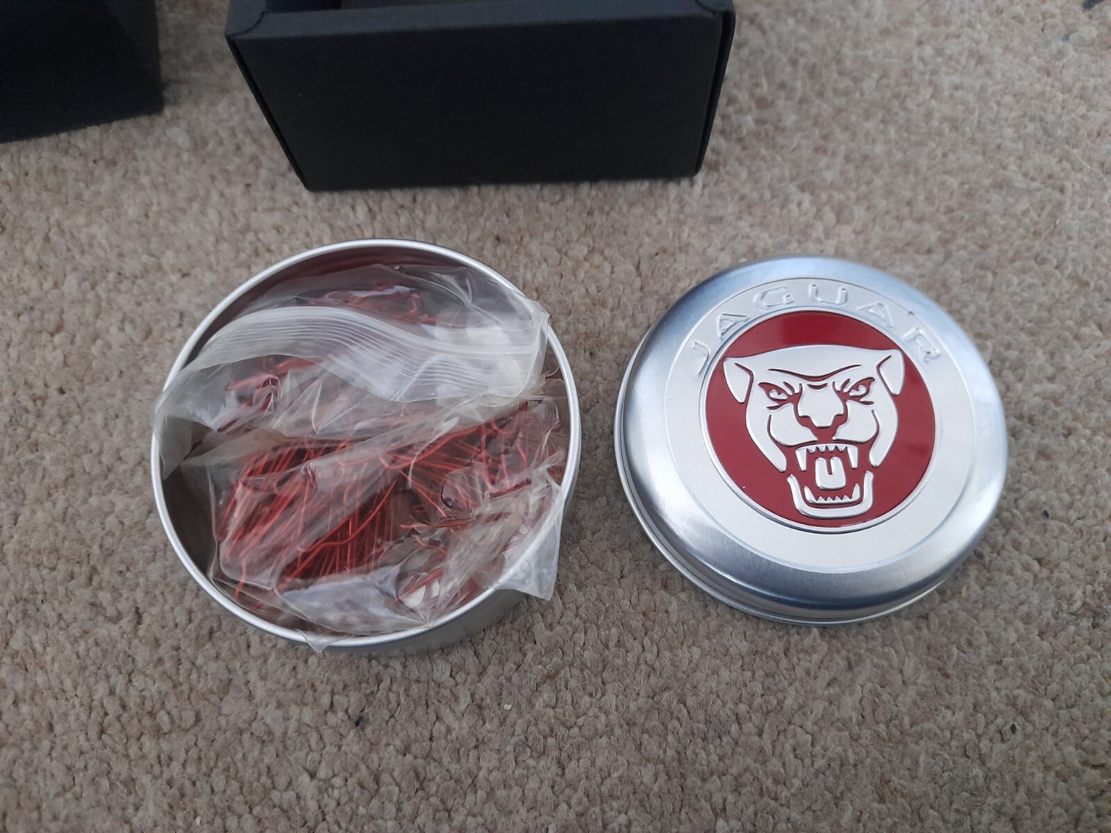 NEW GENUINE JAGUAR TIN & PAPERCLIPS XJR S X E F-TYPE XJ XK XF XE XJS ...