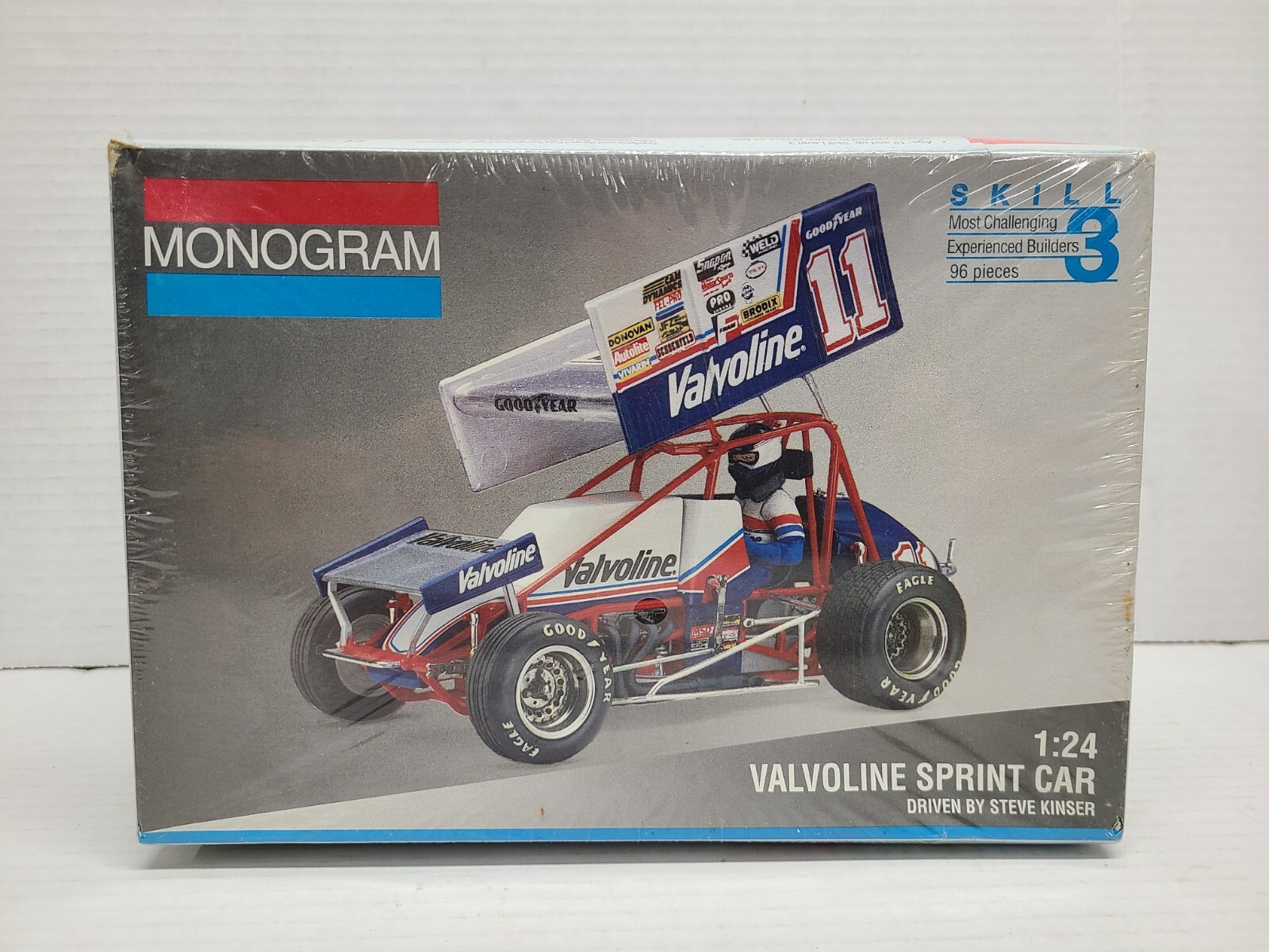 Monogram Model Kit 2446 Valvoline Sprint Car #11 Steve Kinser 1 24 for ...
