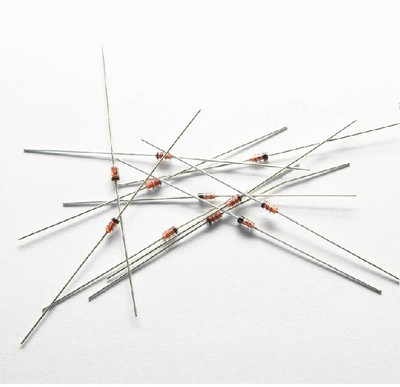 100PCS BAT85 DIODE SCHOTTKY 30V 200MA DO34 NEW BAT85 s2 | eBay