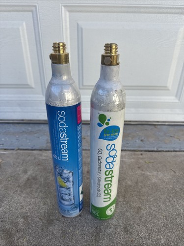 Penguin SODASTREAM Soda Seltzer Maker Machine w/ CO2 Cylinder - Lot of ...