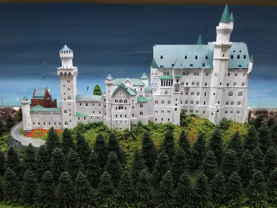 Z Scale Neuschwanstein Castle layout for classic Z Marklin trains ready ...
