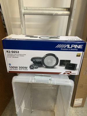 Alpine R-Series R2-S652 6.5" 300 Watt 2-Way Component Car Audio Speaker ...