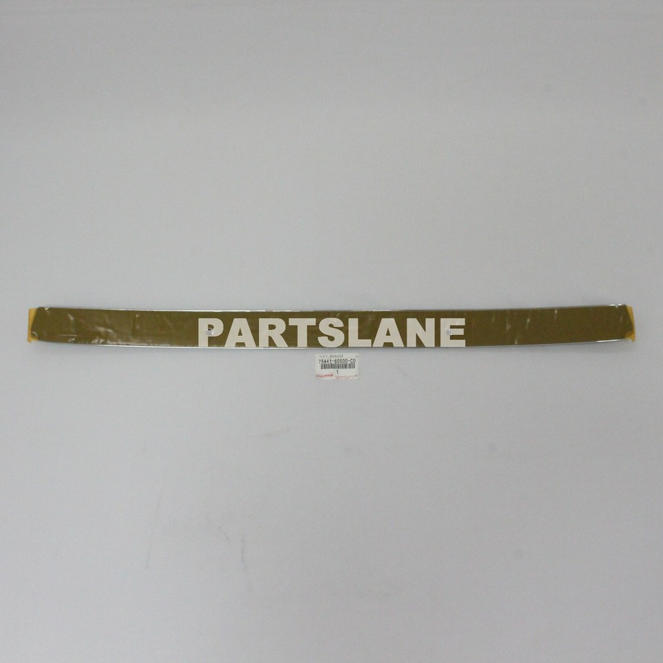Toyota Land Cruiser 2003-07 OEM Rear Back Door Name Plate Emblem 75441 ...