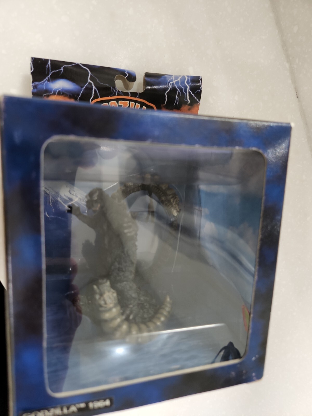Godzilla Origins X-Plus Cold-Cast Resin Chess Piece Series Godzilla TM ...