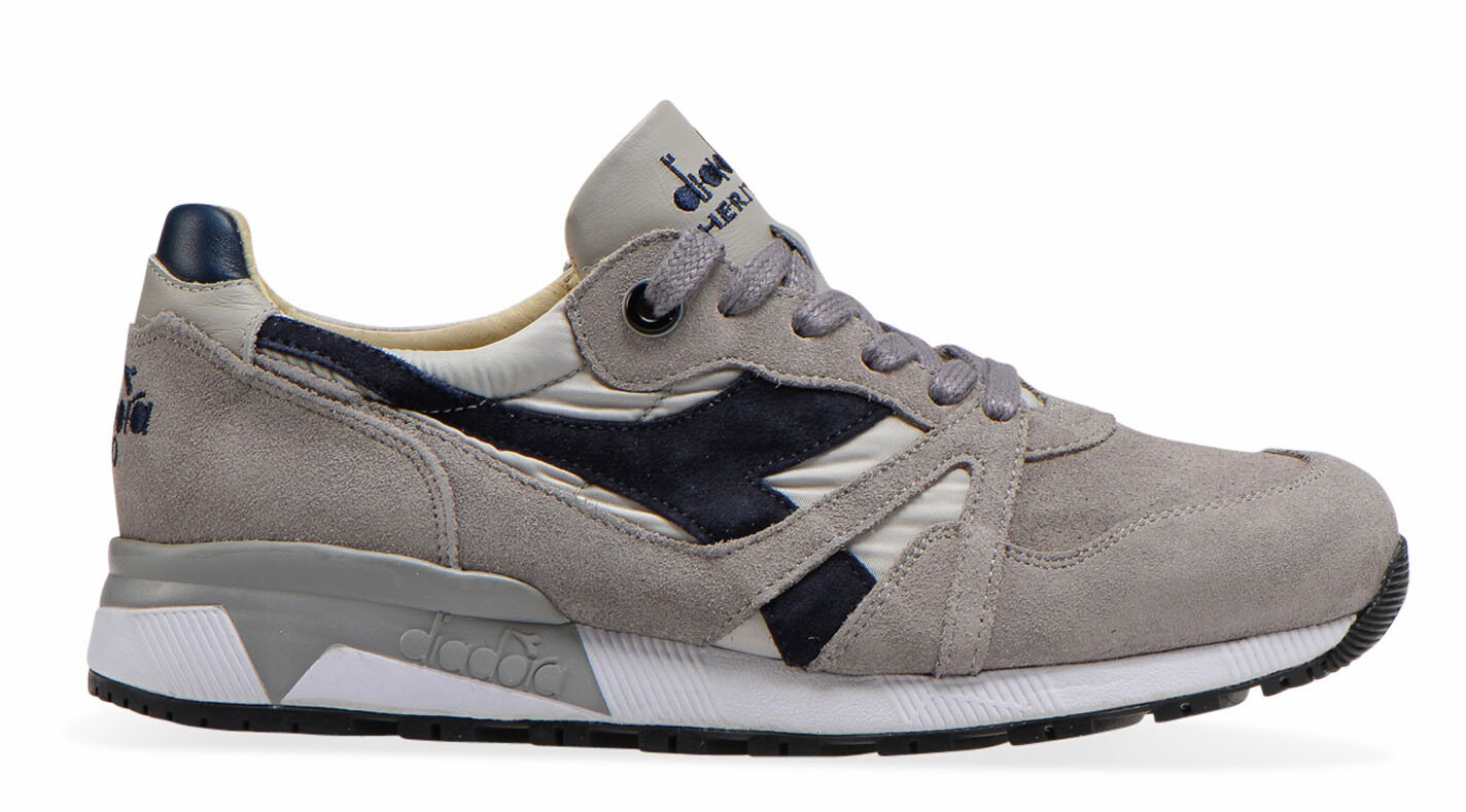 diadora m9000