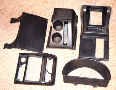 1996-1998 TRACKER SIDEKICK CENTER CONSOLE SHIFT BEZEL COLUMN RADIO TRIM ...