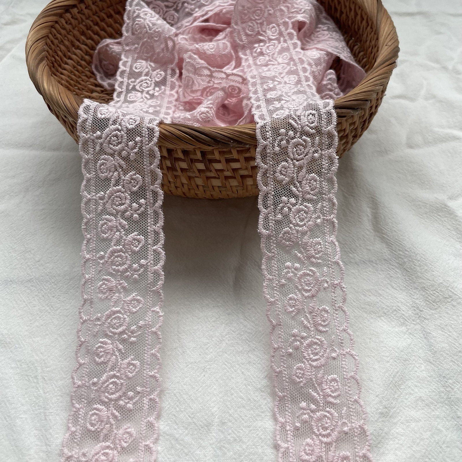 Lace Trim Ribbon Delicate Pink Floral Ribbon for Wedding/Bridal ...