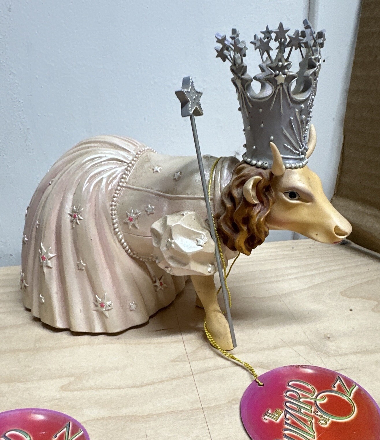 Cow Parade Glinda the Good Witch Cow #7723 The Wizard of Oz Figurine ...
