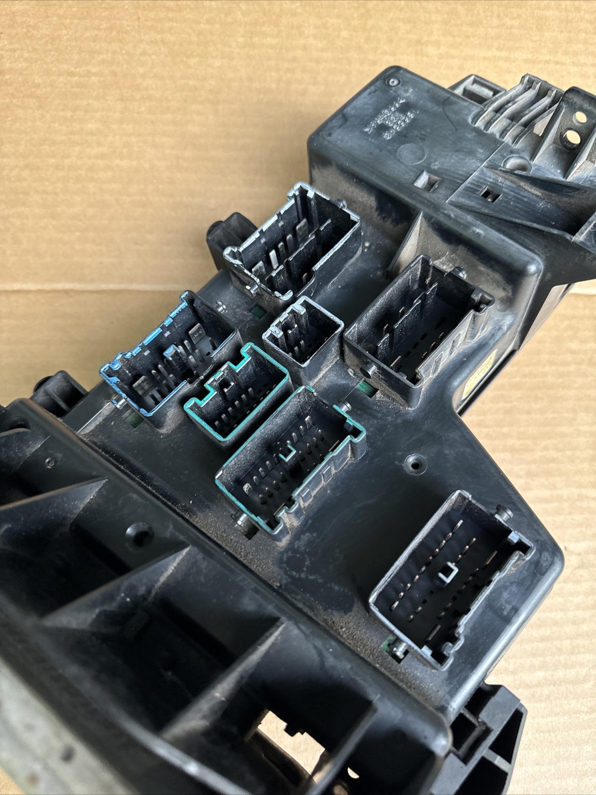 2002 - 2005 Dodge RAM TIPM Totally Integrated Power Module OEM ...