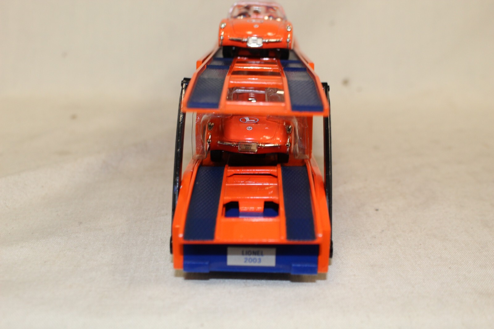 Ready Made Toys Lionel RMT-46402 1/48 Scale Lionel Car Carrier Truck w ...