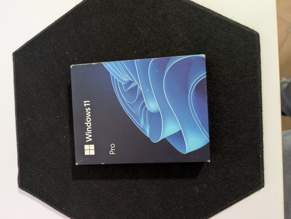 MS Windows 11 Pro 64bit Kit FPP Key & USB Media OPEN BOX BUT NEVER USED ...
